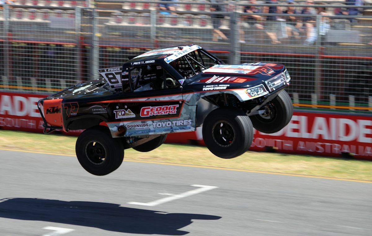 Stadium Super Trucks Wows Crowds Despite Scrapes | Toyo Tires Australia