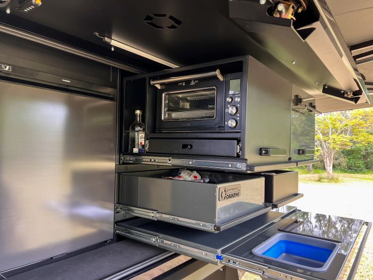 UNVEILED! AUSSIE DESTINATIONS UNKNOWN NEW MEGA TOURER! | Toyo Tires ...