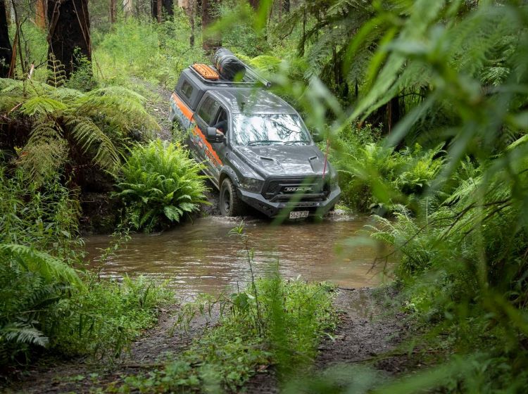 DODGE RAM MEGA TOURER! JILLAROO JESS ON THE OFFROAD ADVENTURE SHOW ...