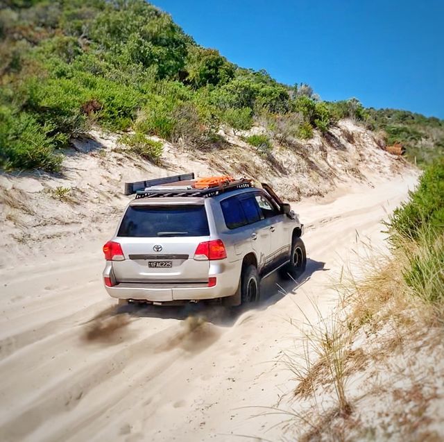 200 SERIES TOYOTA LANDCRUISER - OUTBACK WA RESCUE VEHICLE | Toyo Tires ...