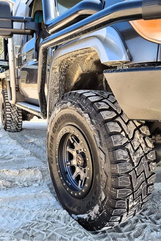 79 SERIES TOYOTA LANDCRUISER - LIFTED QUEENSLAND OFF-ROADER | Toyo ...